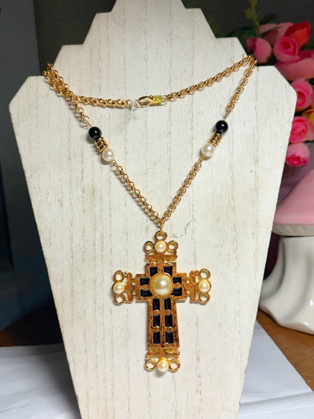 Vintage Deadstock 90’s Pearl Cabochon Cross 38”