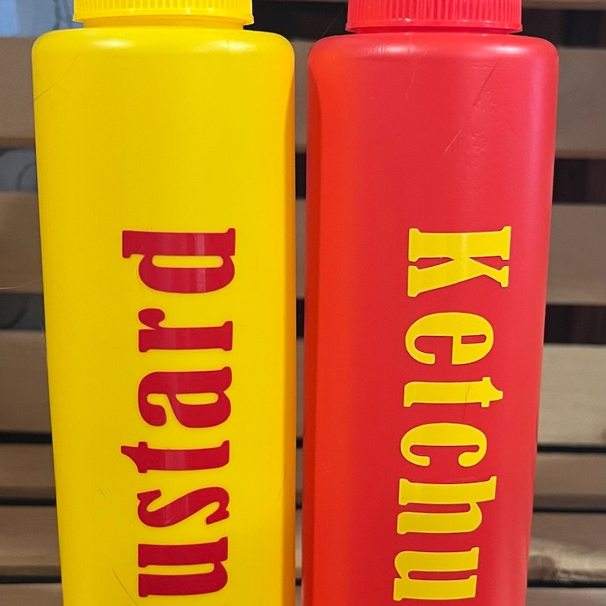 Ketchup And Moisture Squeeze Bottle