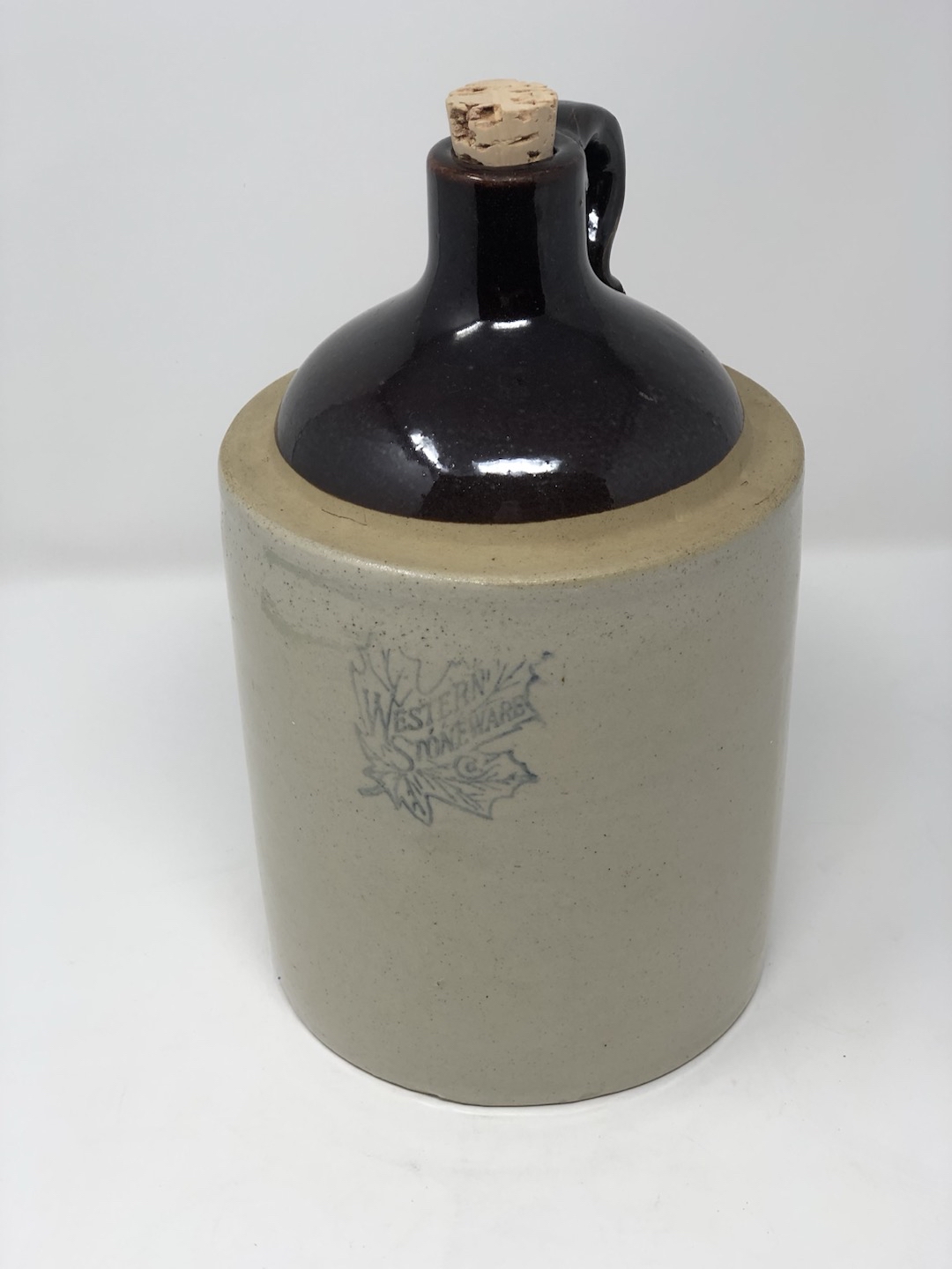 Western Stoneware Monmouth Pottery 1/2 Gallon Little Brown Jug