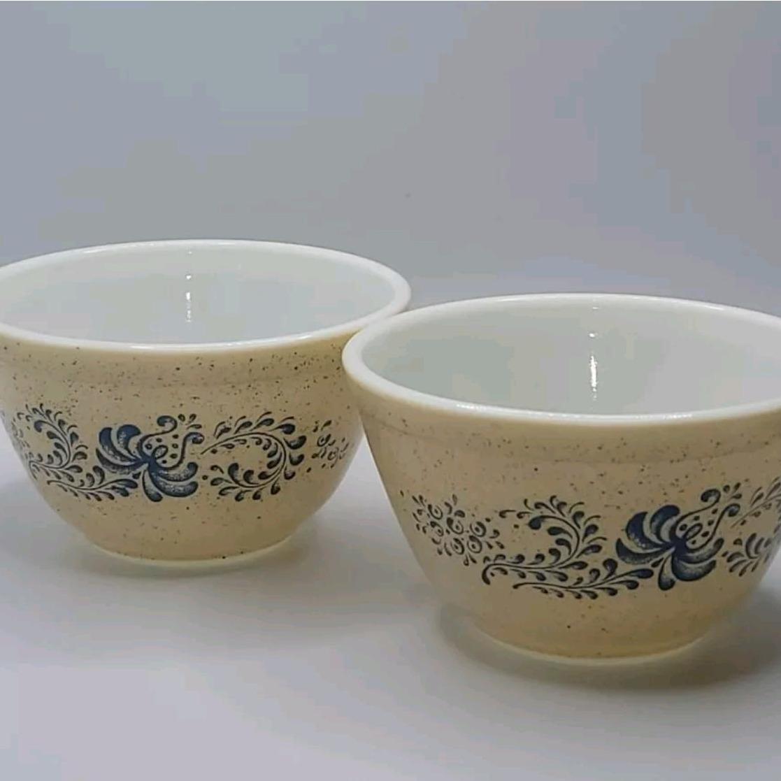 1976 Pyrex Homestead Speckled Tan/Blue S/2 Mixing Bowl 401 • 1-1/2 pt ...