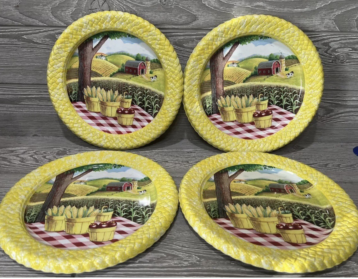 Plastic Picnic Corn Harvest Plates Set of 4 Basket Weave Style Edges ...