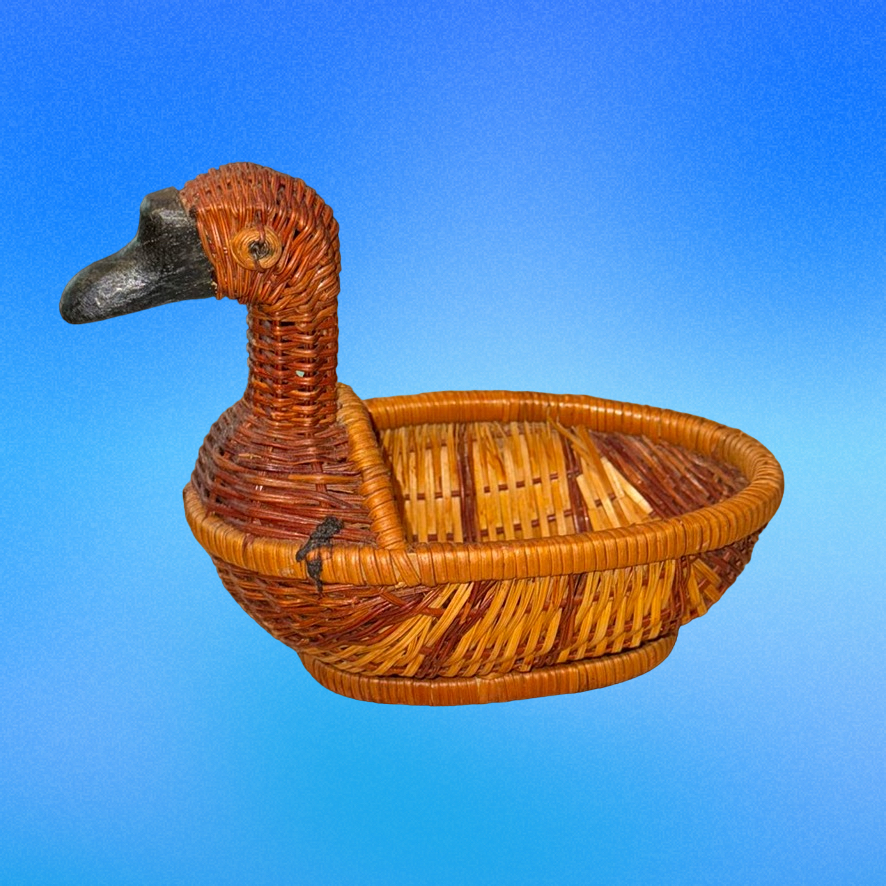 Vintage Wicker Duck Basket Wooden Beak, 7” x 7.5”
