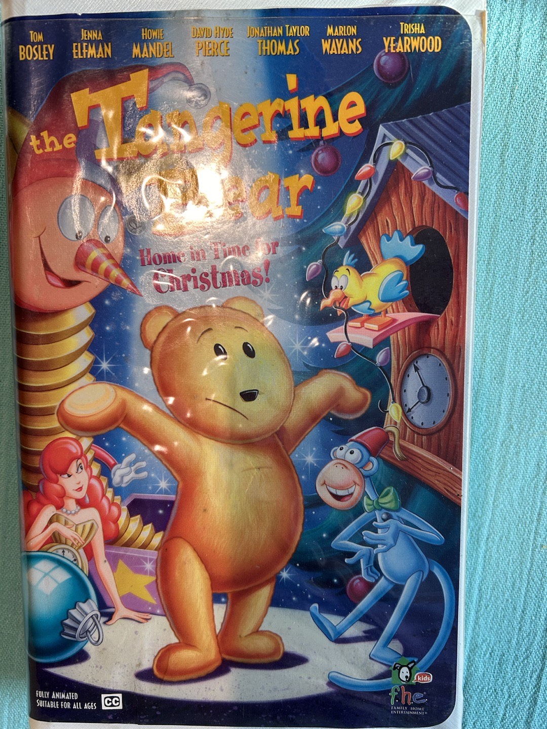 Family Home Entertainment Tangerine Bear Christmas VHS Video Tape Clamshell