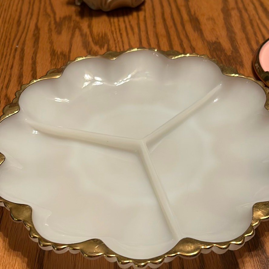 Milk, glass server