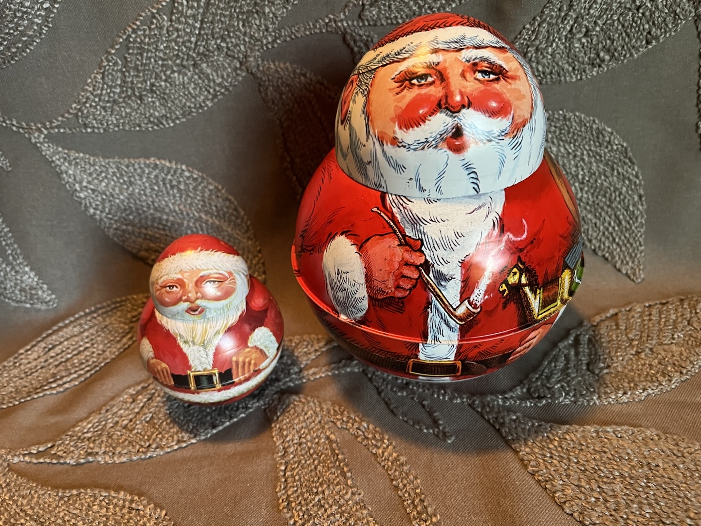 1980 Cheinco Santa Metal Canister & 1982 B Shackman St Nick Roly Poly ...