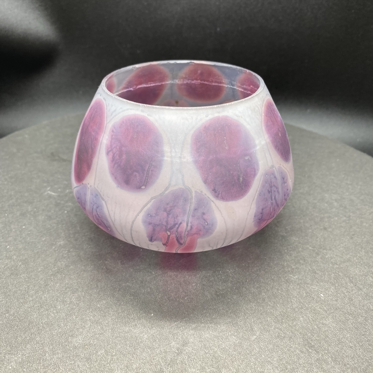 37 Israel Hebron Rueven Glass Pink Dotted Handmade Vase