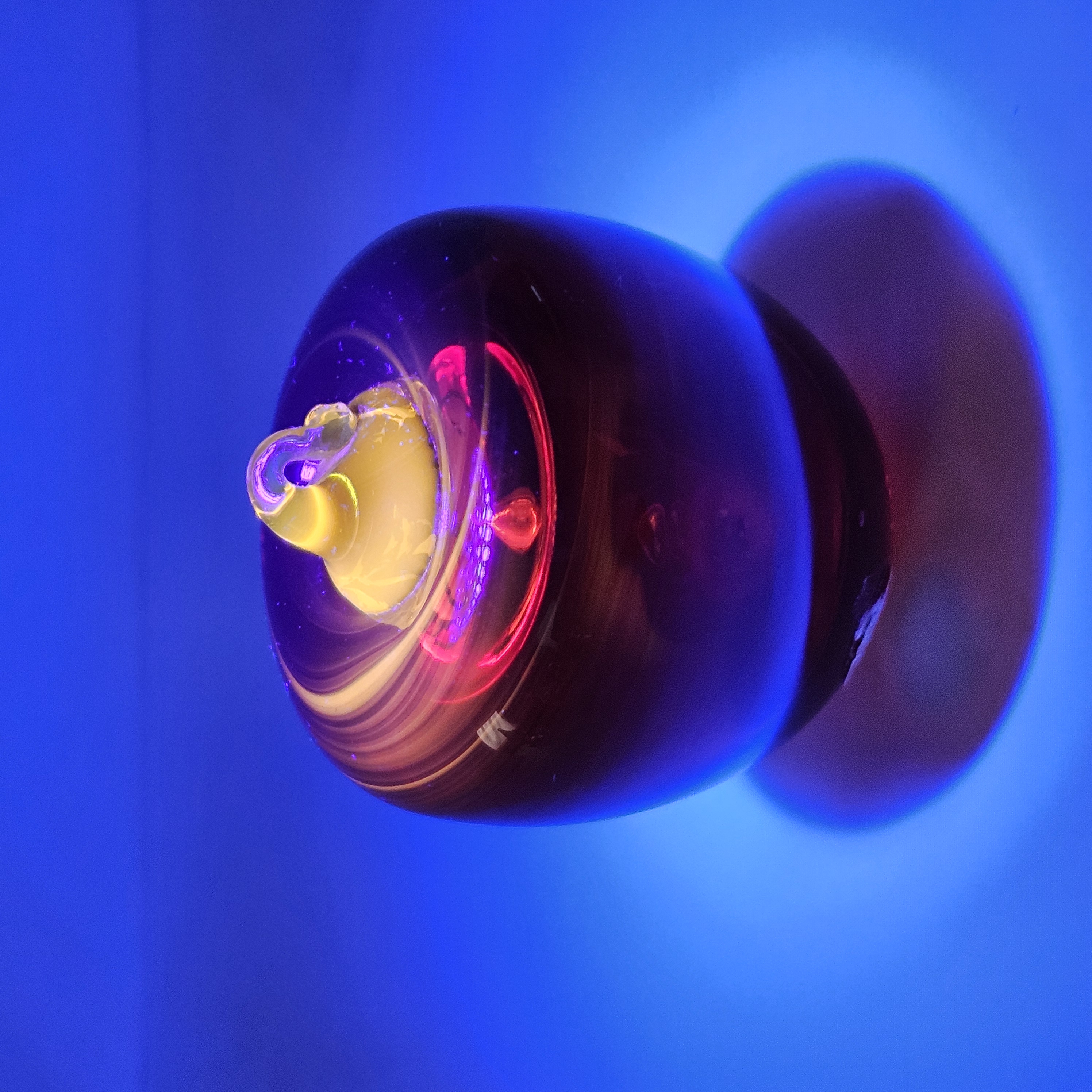 Vintage Glowy Pairpoint Art Glass Apple Paperweight