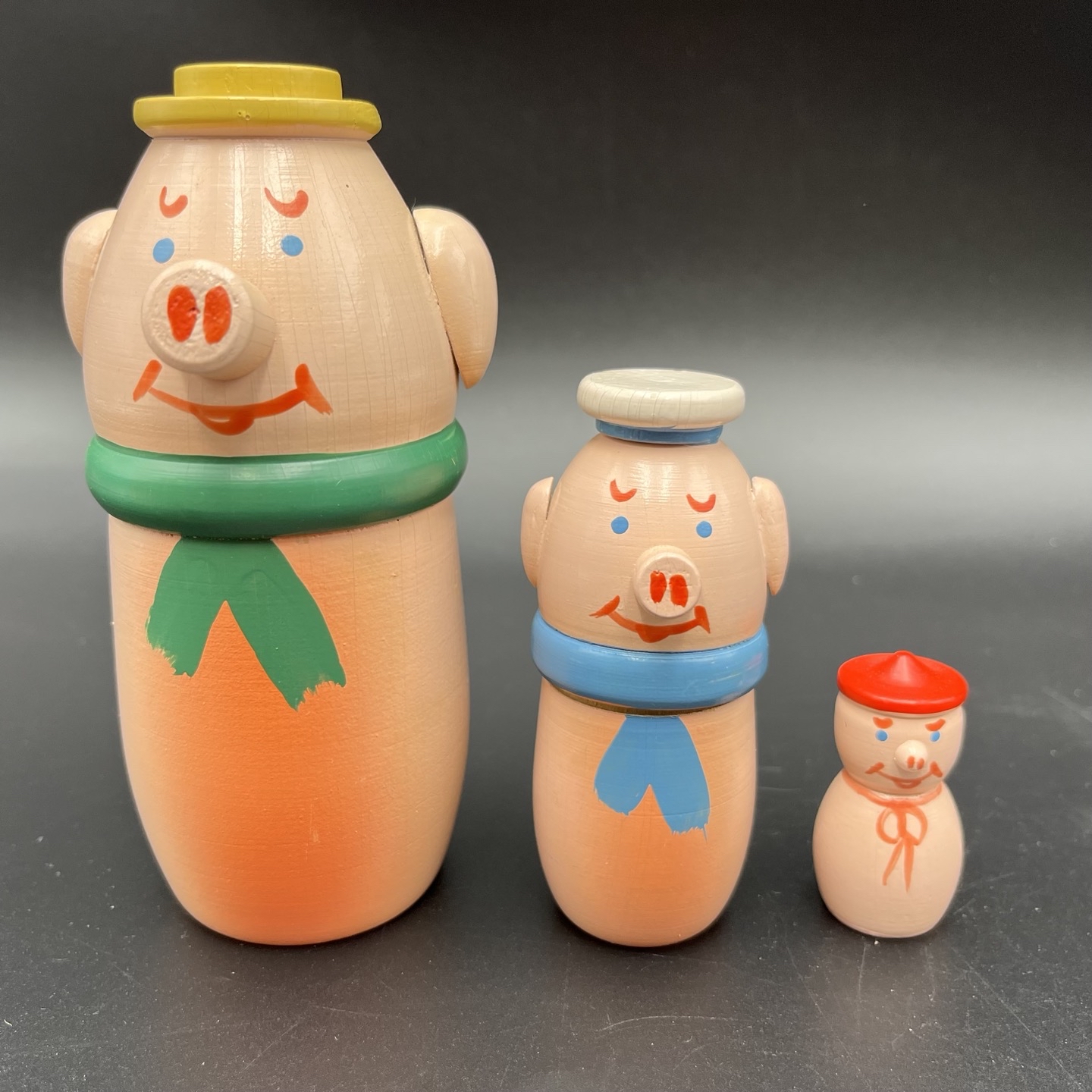 Vintage Hand Painted Pig Nesting Dolls Made In Poland
