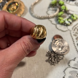 #19 - Jewelry Pull