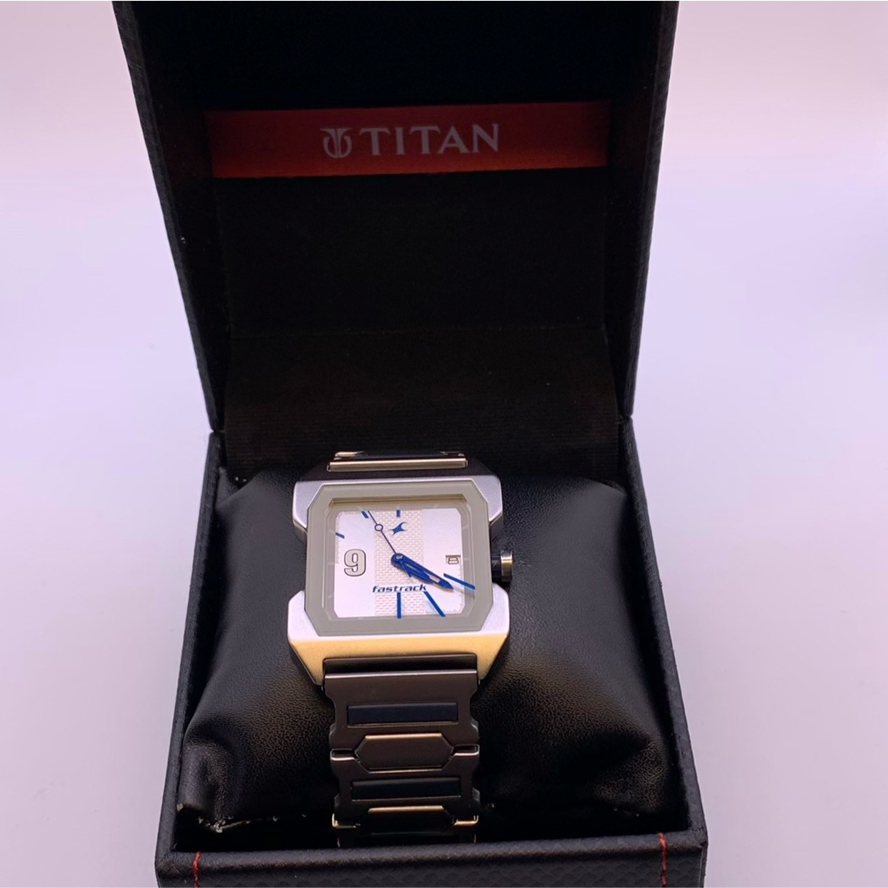 Titan Fastrack Watch Model 1474SSA New in Box, Never Worn Needs Battery