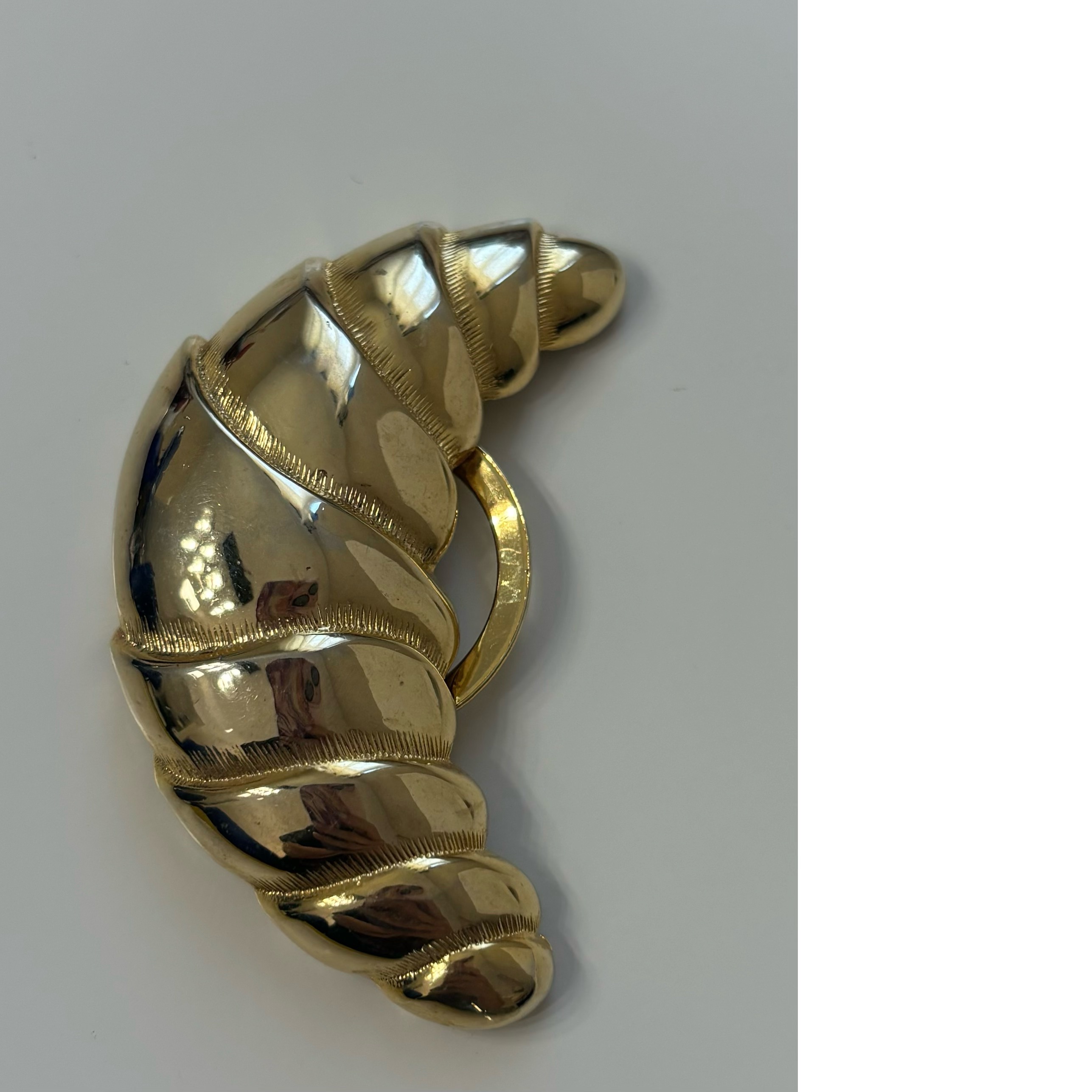 Monet Croissant Scarf Brooch
