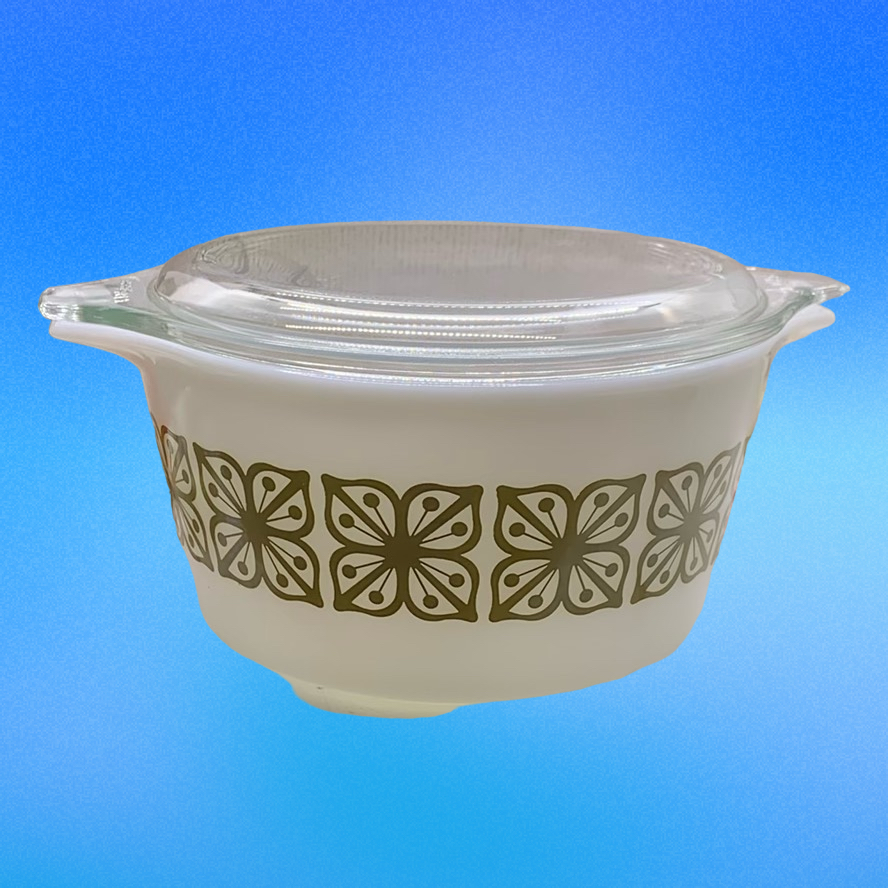 Vintage Pyrex Verde Square Green Flower 473 1 Quart Casserole Dish with Lid