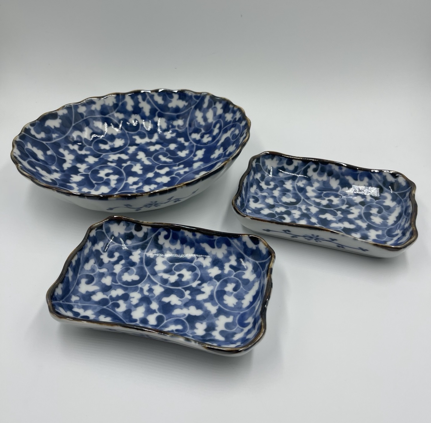 Japanese Blue White Porcelain Karakusa Floral Pattern 3 Pc Set
