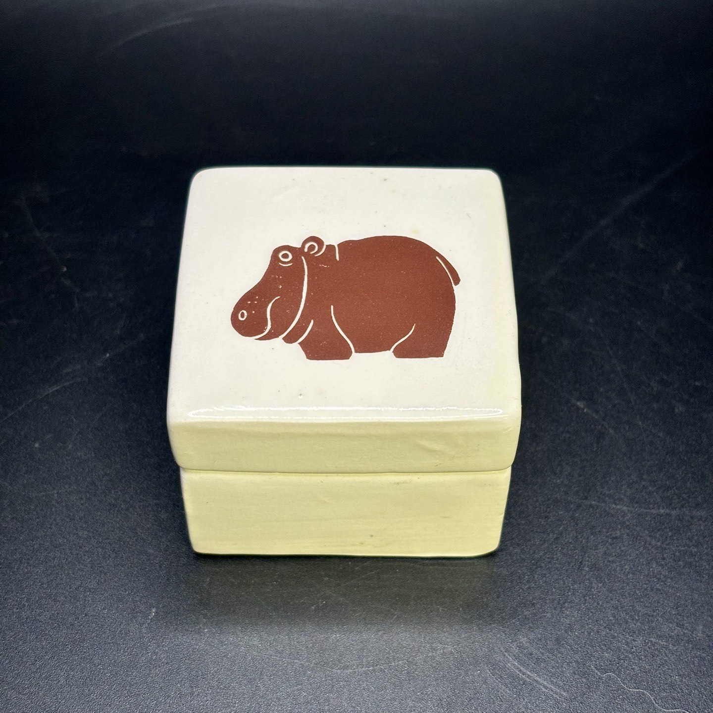 Purple Hippo Lidded Trinket Box 1976 Japan 1.5”