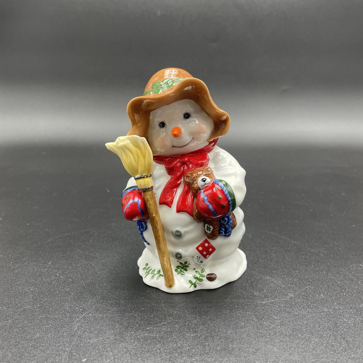 Enesco Priscilla Hillman Snow Folks Porcelain Snowman Figurine #276065