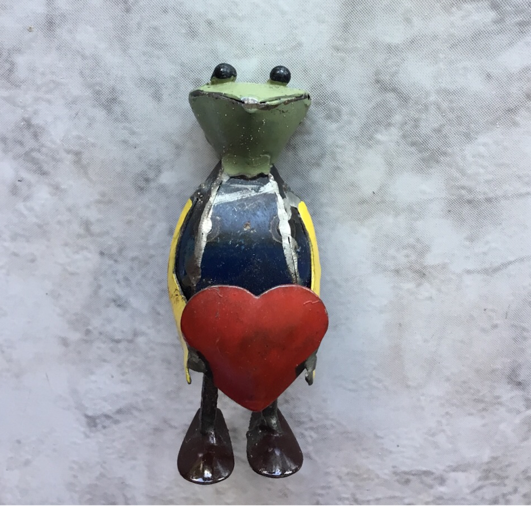 M31. Recycled, metal, frog sculpture Holding A♥️ Heart