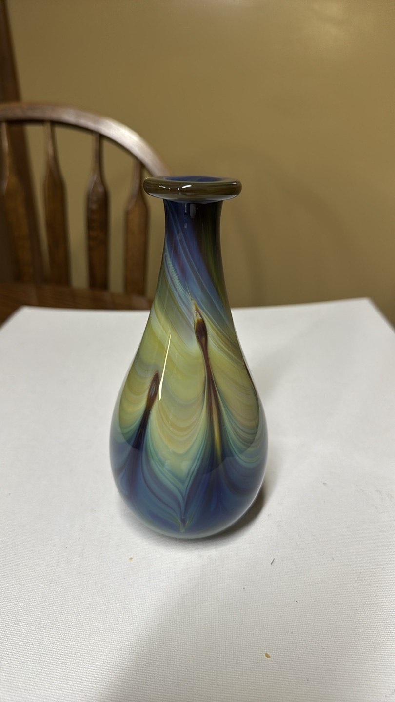 Buzz Williams Alder House 1979 Handblown Glass Vase Signed 7.25” tall
