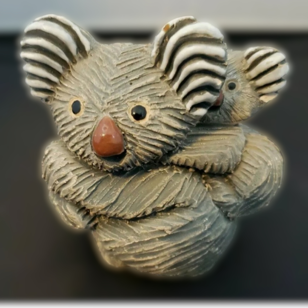 Vintage 1970s Artesania Rinconada Koala And Baby Bear Figurine No Box