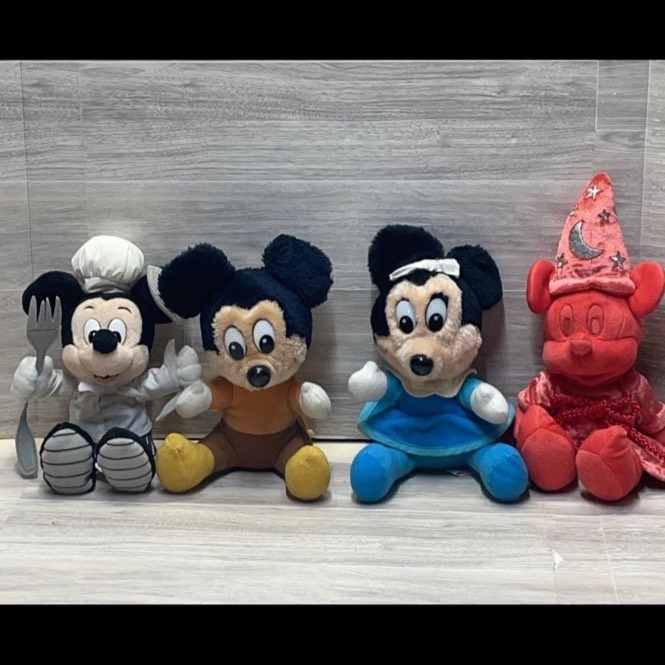 Disney Plush Lot Of 4 Chef Mickey Mickeys Christmas Carol Red Magic ...