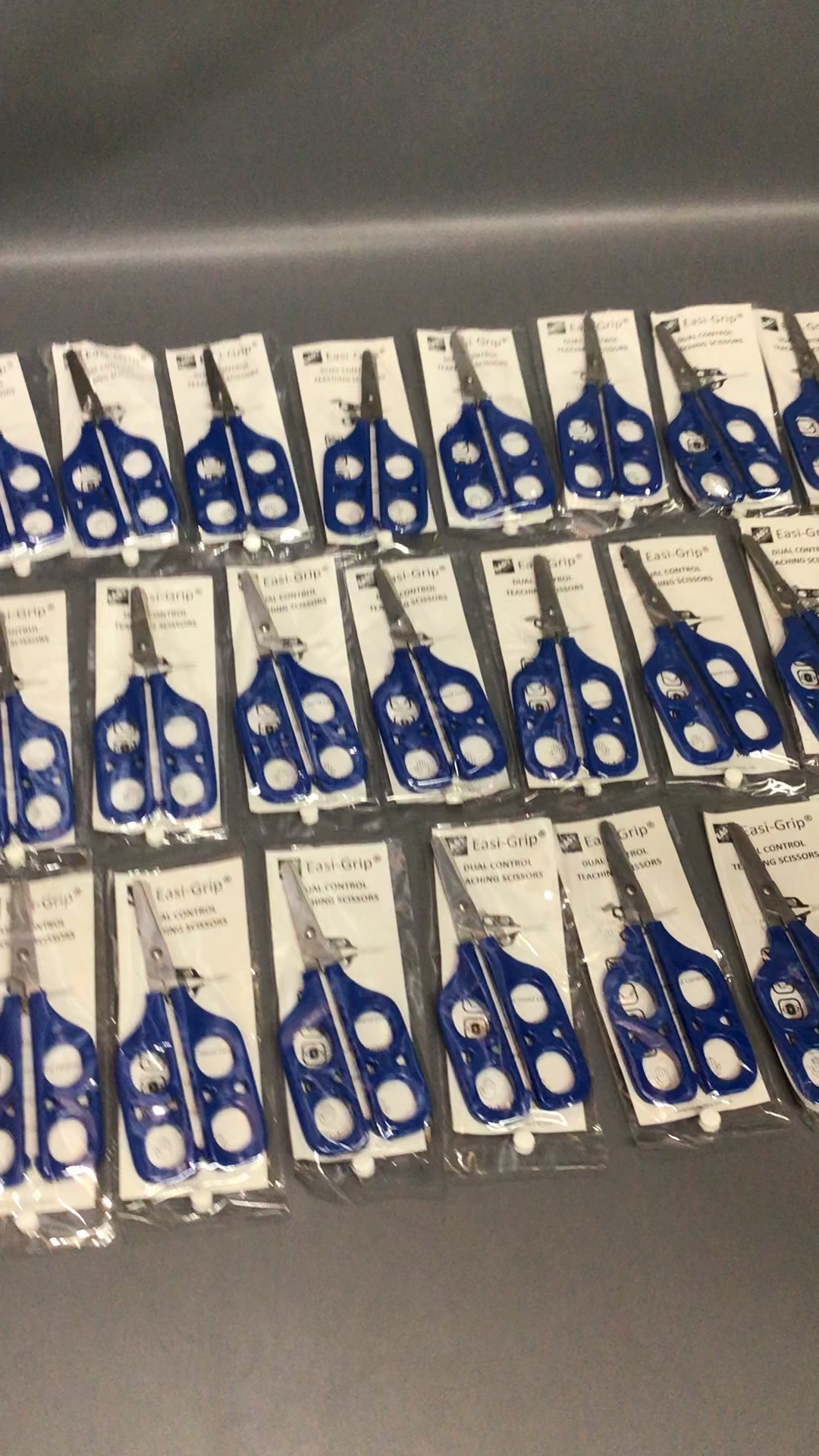 Peta Easi-Grip Dual Control Teaching Scissors Lot of 30 NEW Children ...
