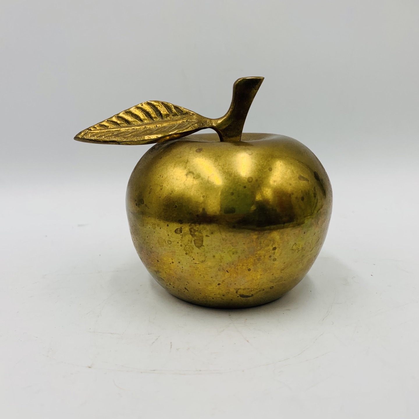 22 Heavy Brass Apple Bell