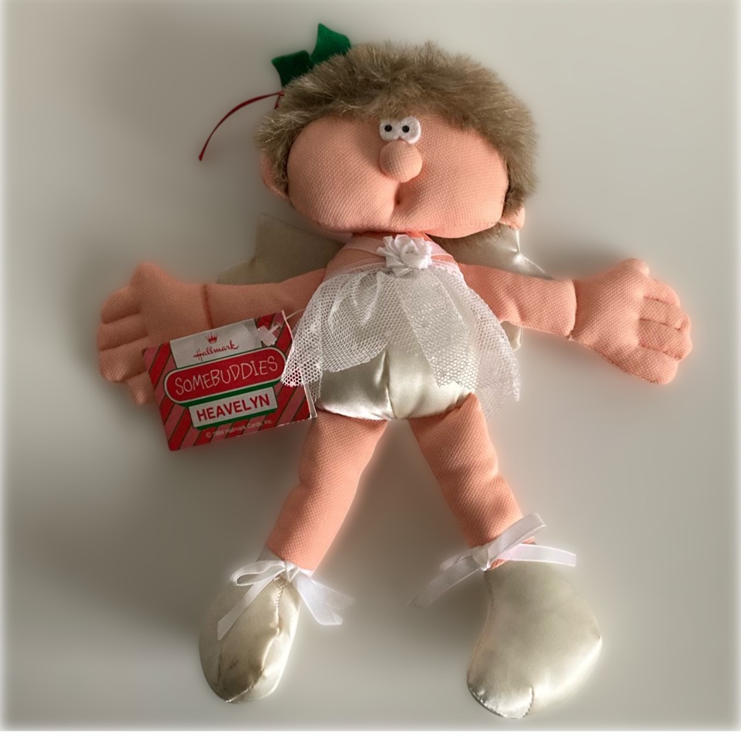 1984 Hallmark Somebodies Angel Series “Heavelyn” Cutie 9”