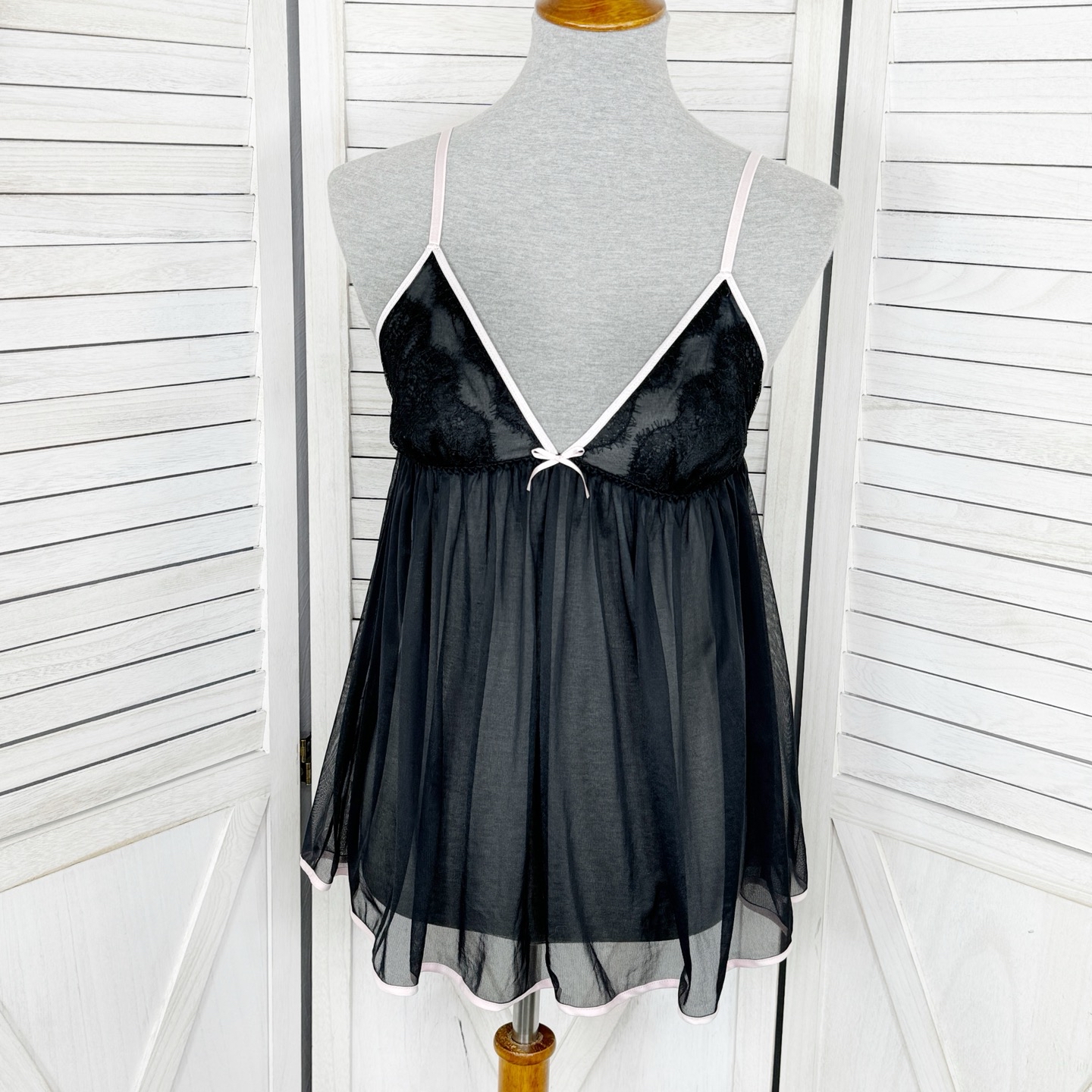 Victoria’s Secret Sheer Babydoll Nightie Top Black Small Split Back