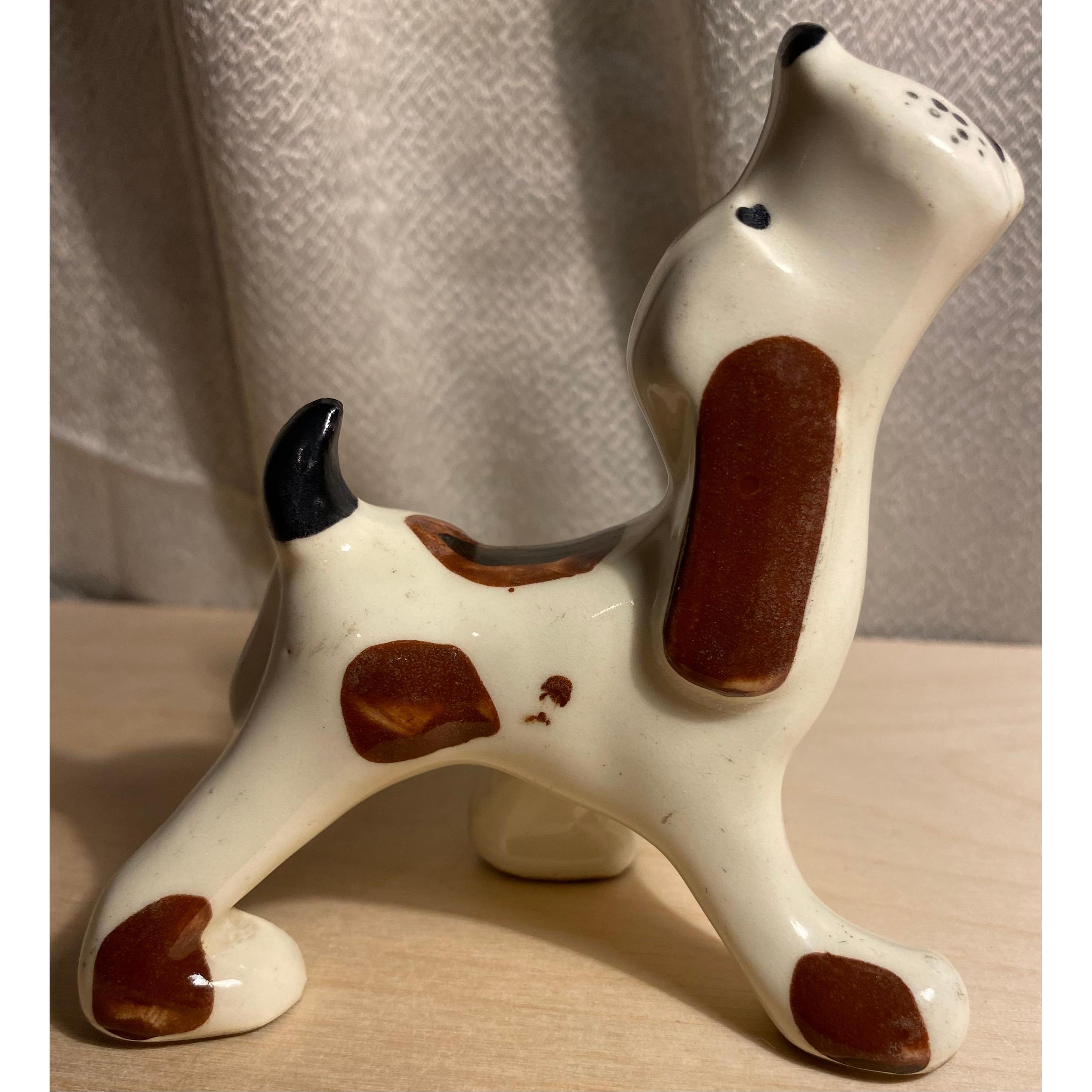 17. Vintage Morton Pottery 'Hillbilly Hound' Scratching dog figurine ...