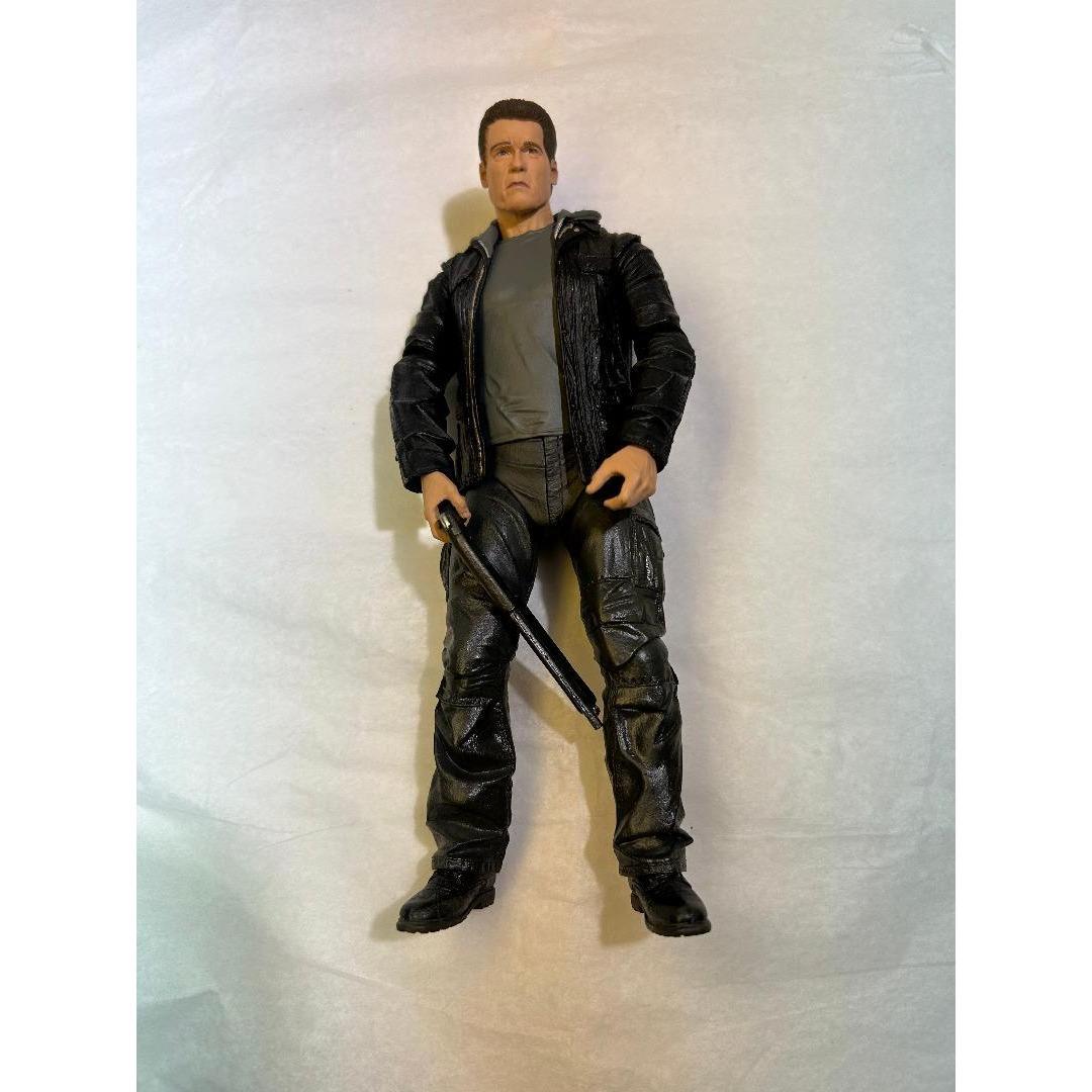 Arnold Schwarzenegger Terminator T-800 NECA Genisys Collectible Figure ...