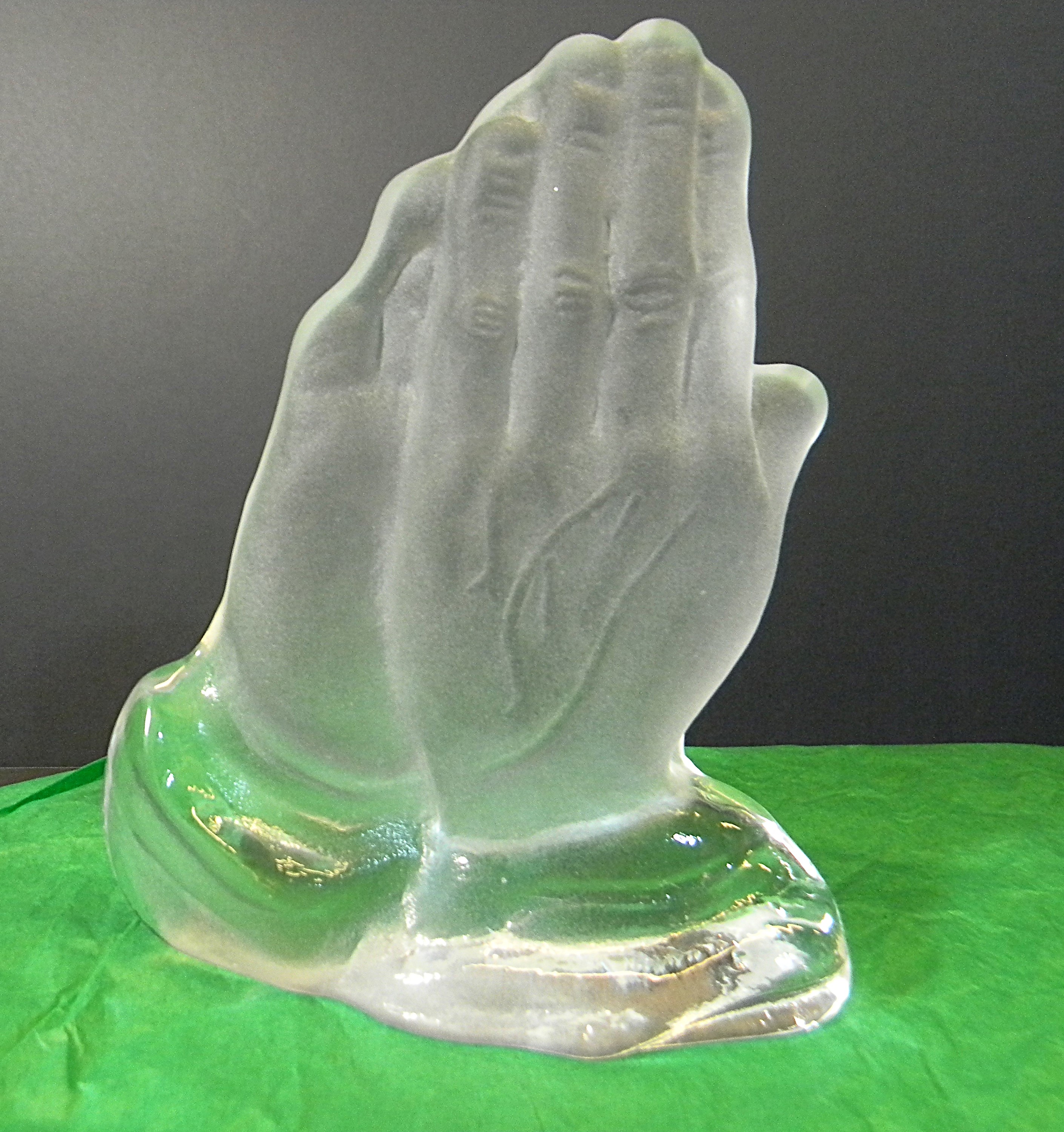 #01 Frosted Glass Praying Hands Art Glass paperweight