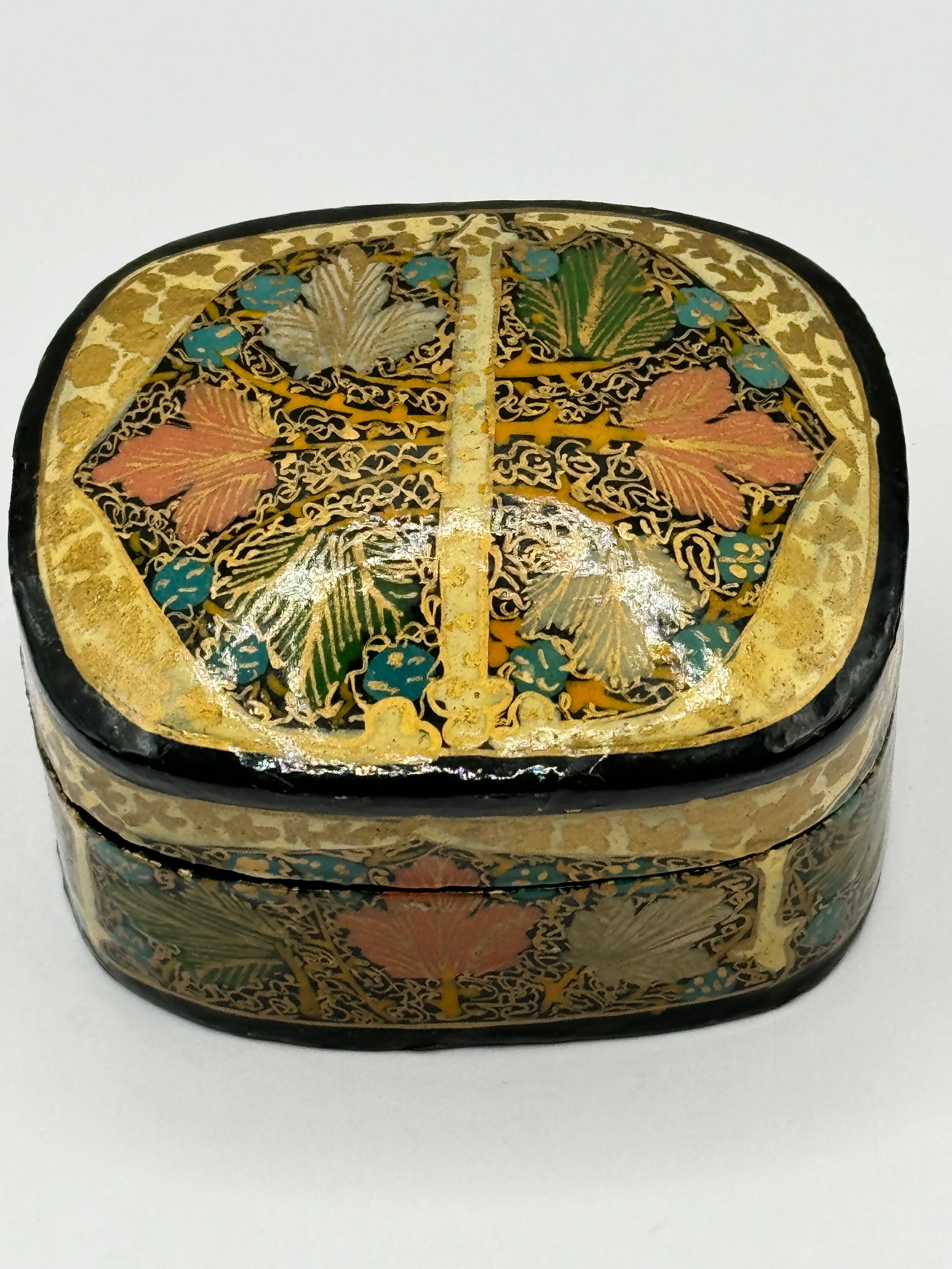 Vintage Japanese Lacquerware Oval Jewelry Trinket Box With Lid ...