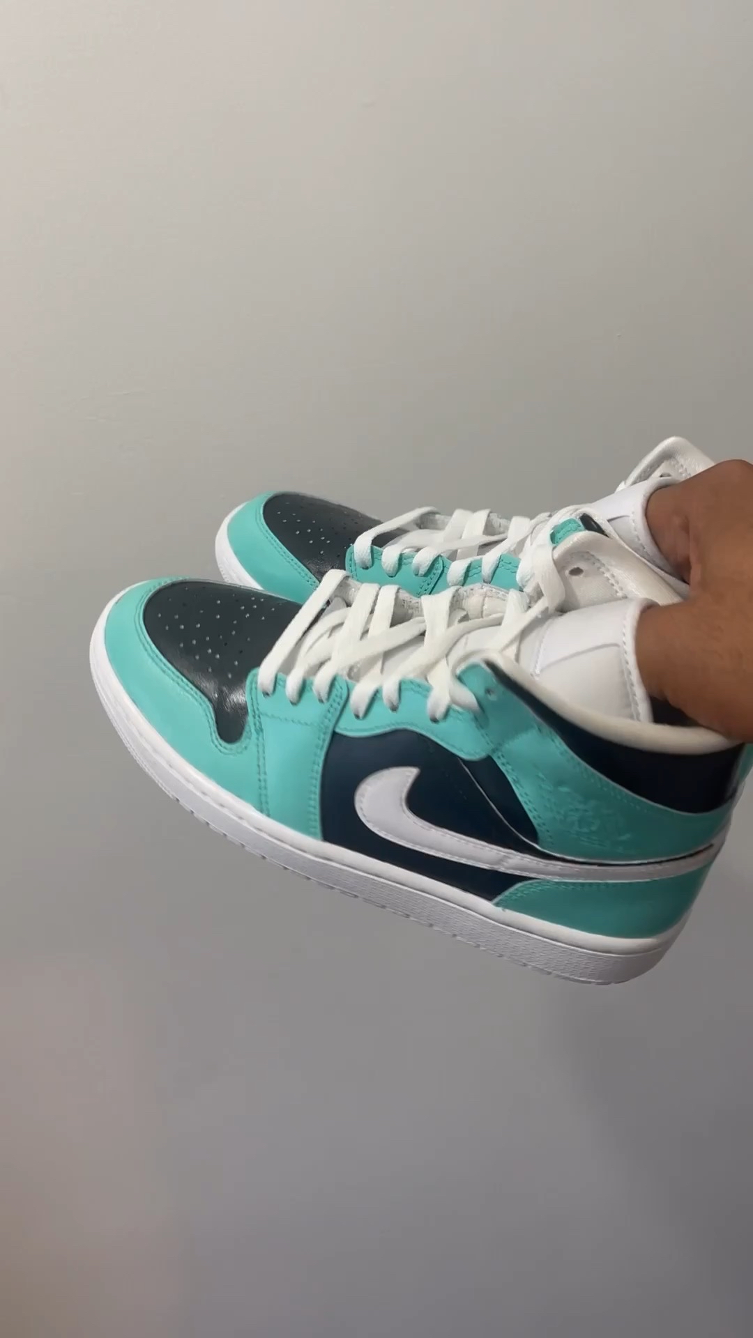 Custom Hand Painted Jordan 1 Mid