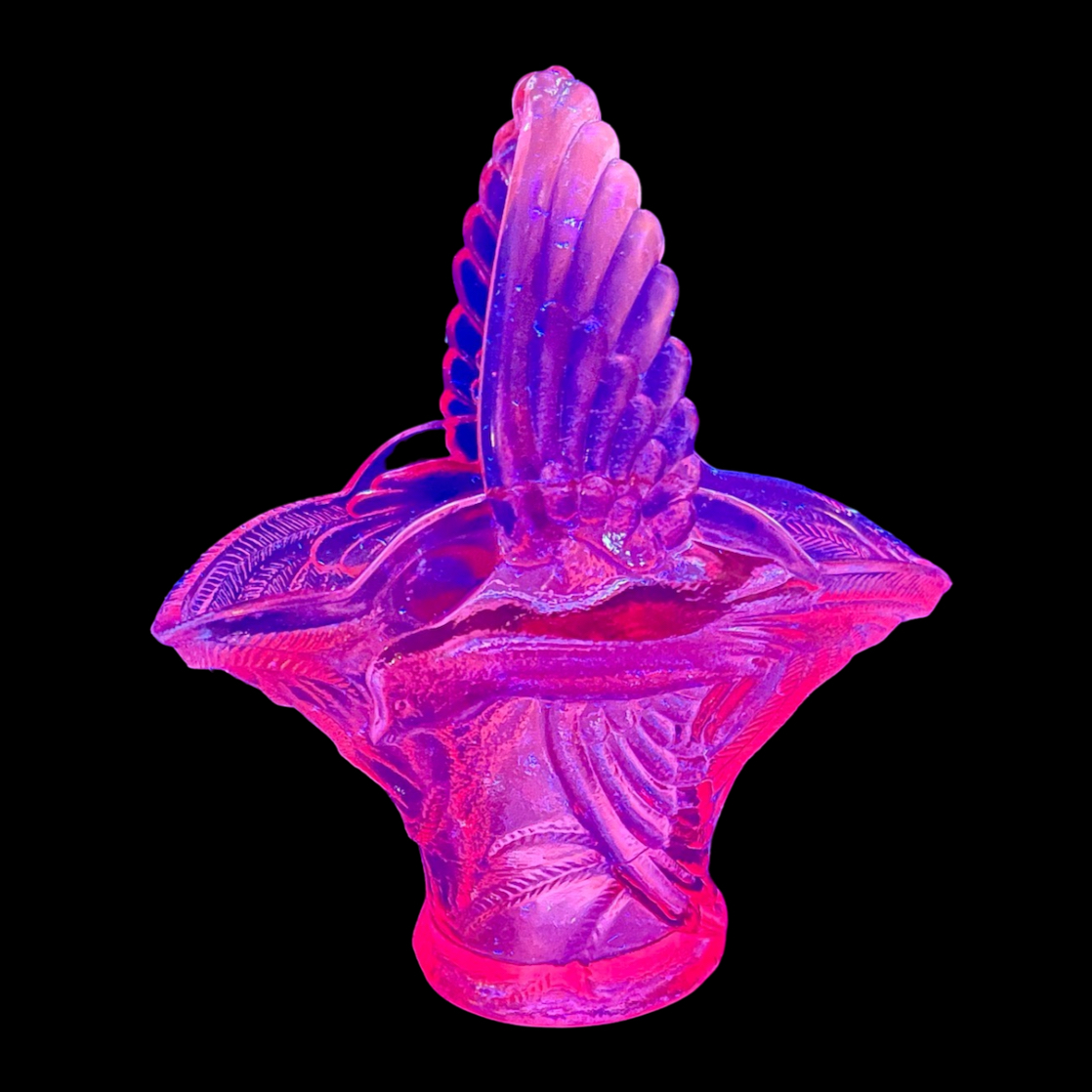 Indiana Glass Rose Pink Bird Of Paradise (Humming Bird) 7.5” Basket ...
