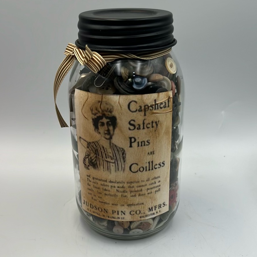 17 Jar Of Vintage Buttons 7” (2lbs)
