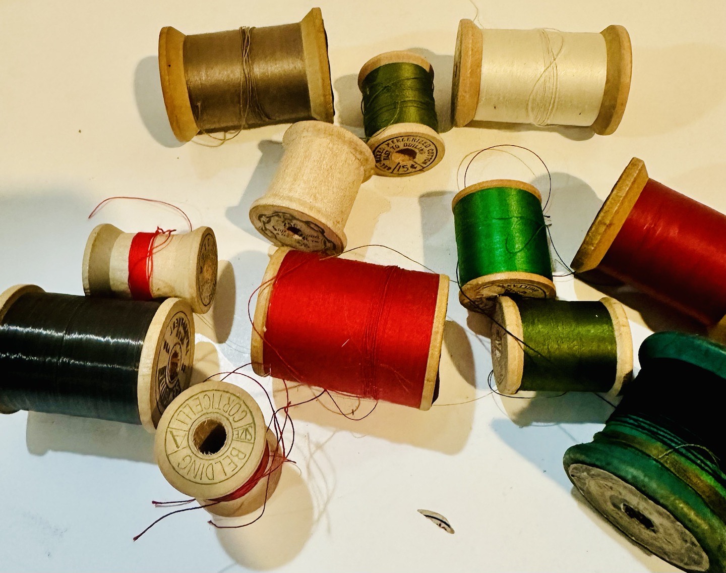Vintage Spools 12pk With Thread