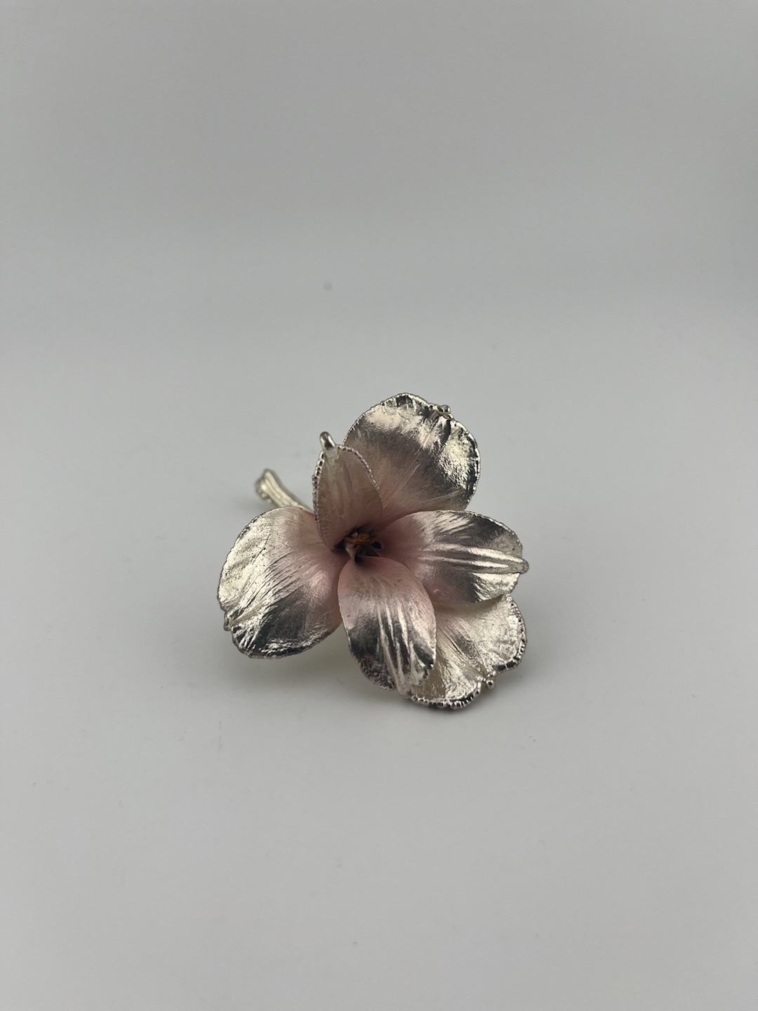 EARLY BIRD BANGER!! Pierre-Made in Italy. A flower that has been ...