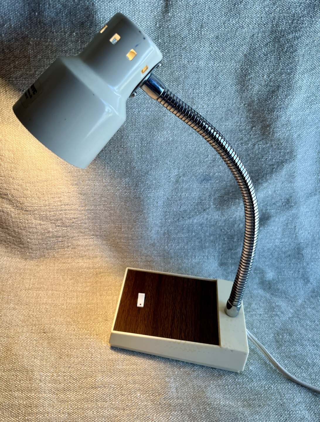 Mobilite Portable Lamp Goose Neck Model 82 Marion Scientific ...