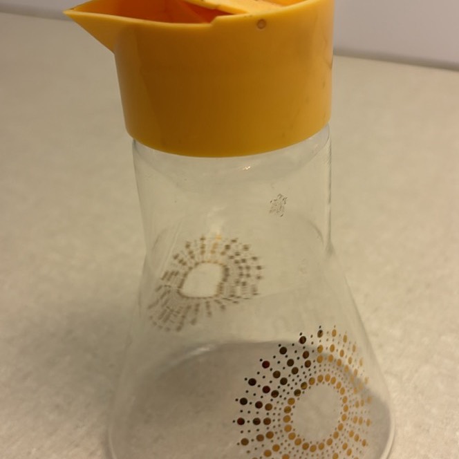 Vintage Pyrex Atomic Sunburst dressing/syrup dispenser with yellow ...