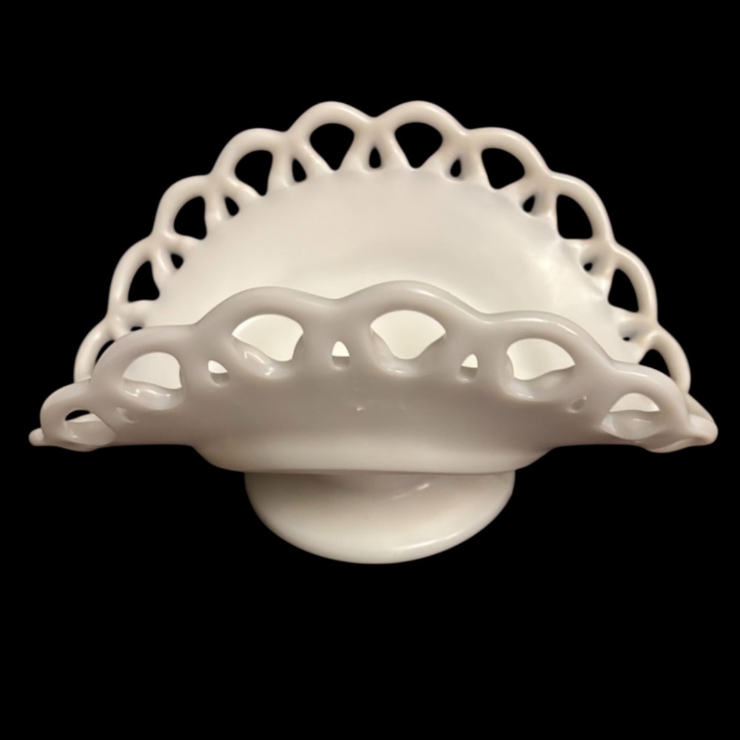 L.E. Smith Colonial Lace Milk Glass 9”