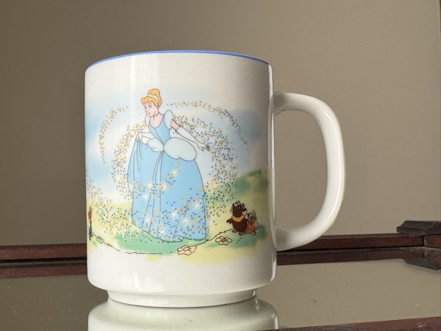 Vintage Ceramic Cinderella Coffee Mug Walt Disney World Disneyland