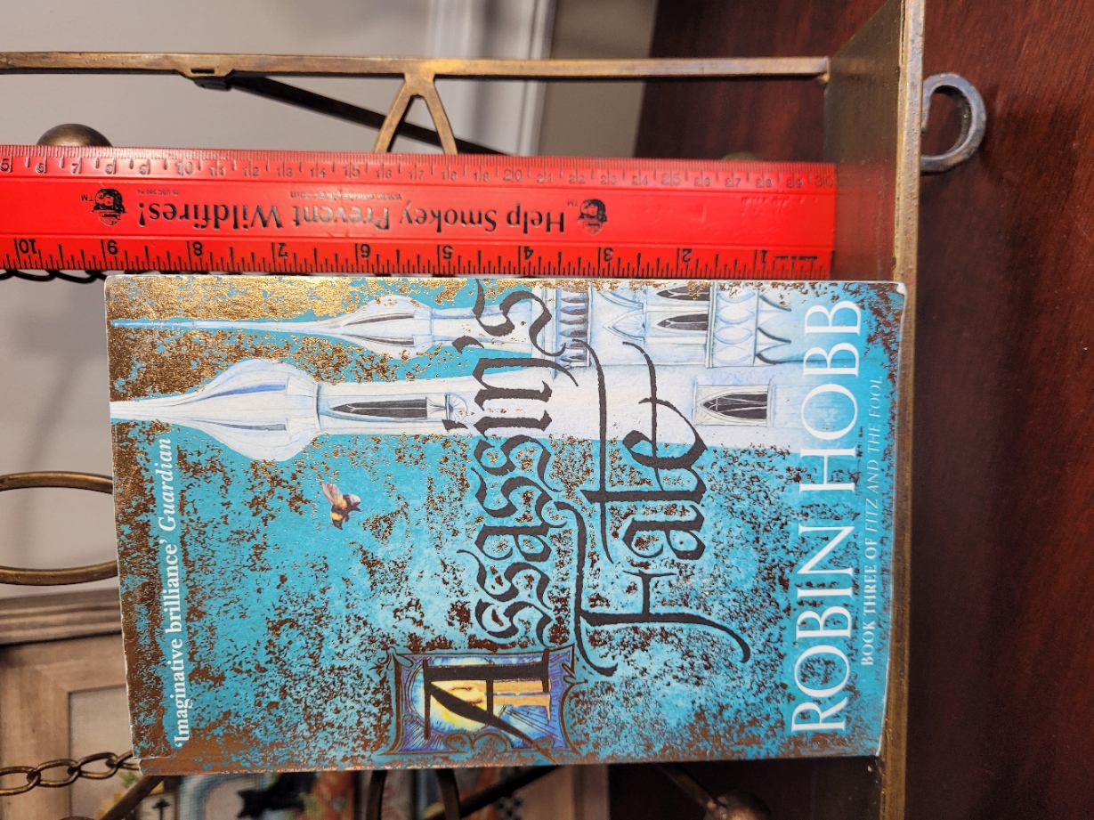 Assassins Fate by Robin Hobb Book 3 in the Fitz and Fool Trilogy