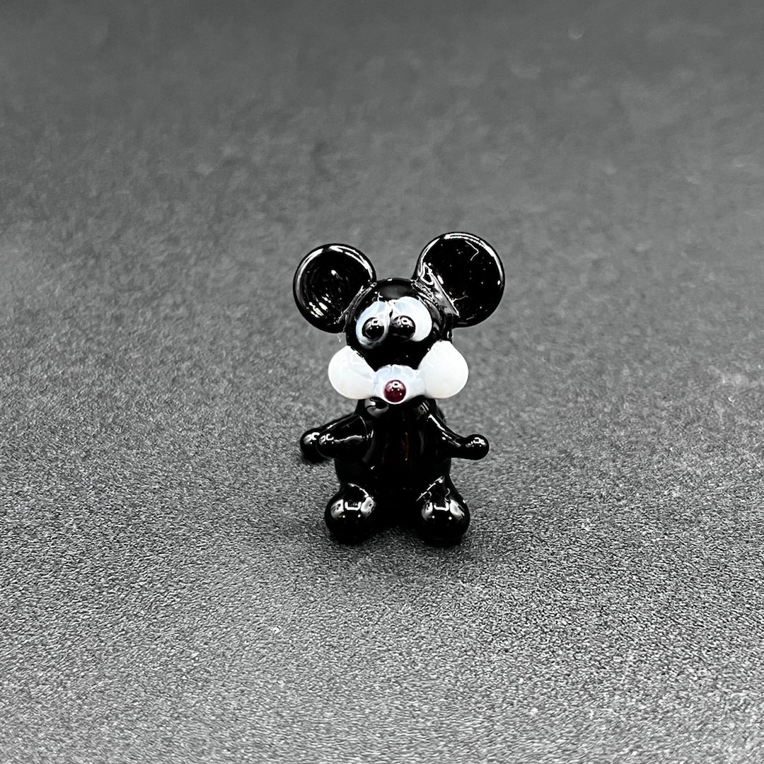 Itty Bitty Mouse 🐭