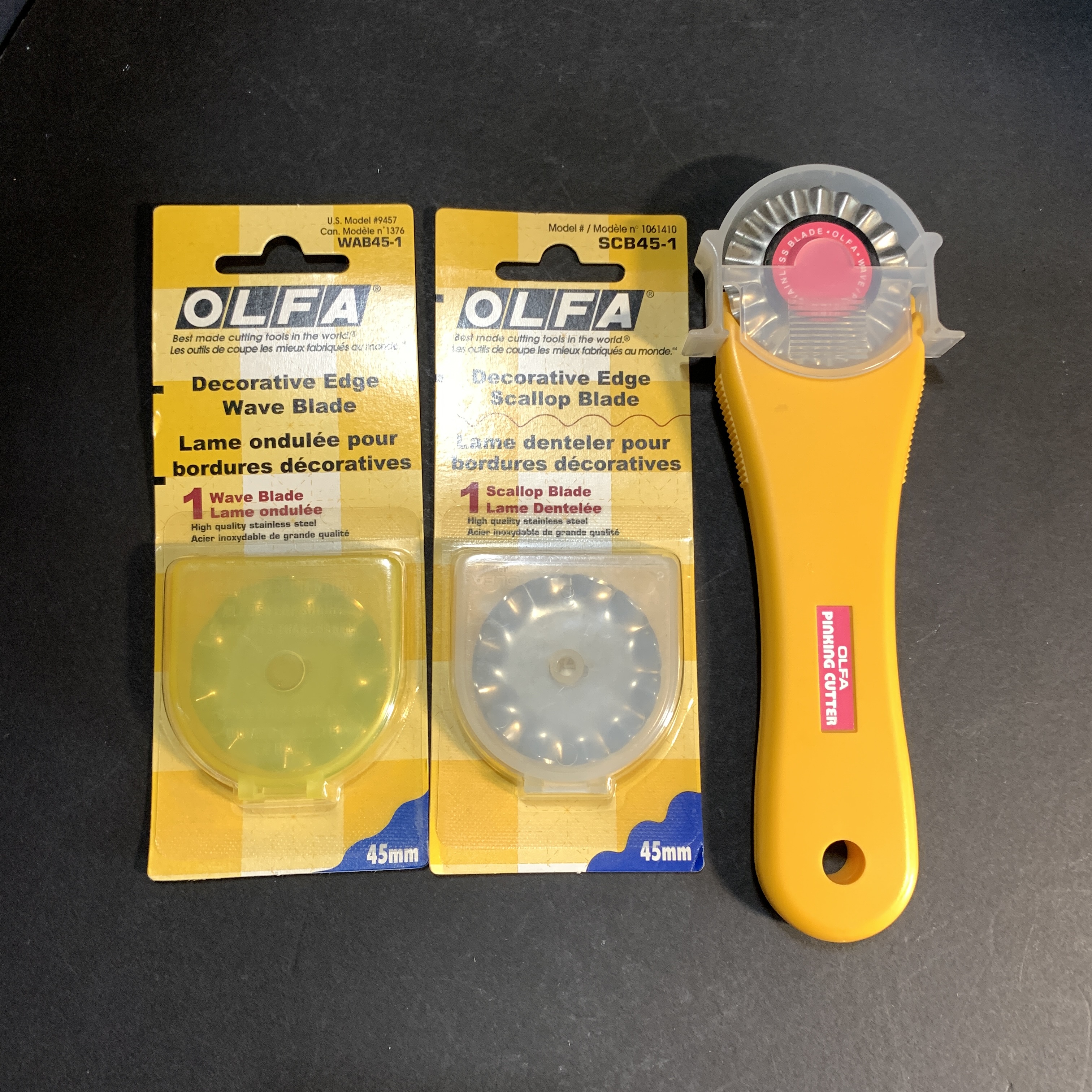Olfa Pinking Cutter w/Blades