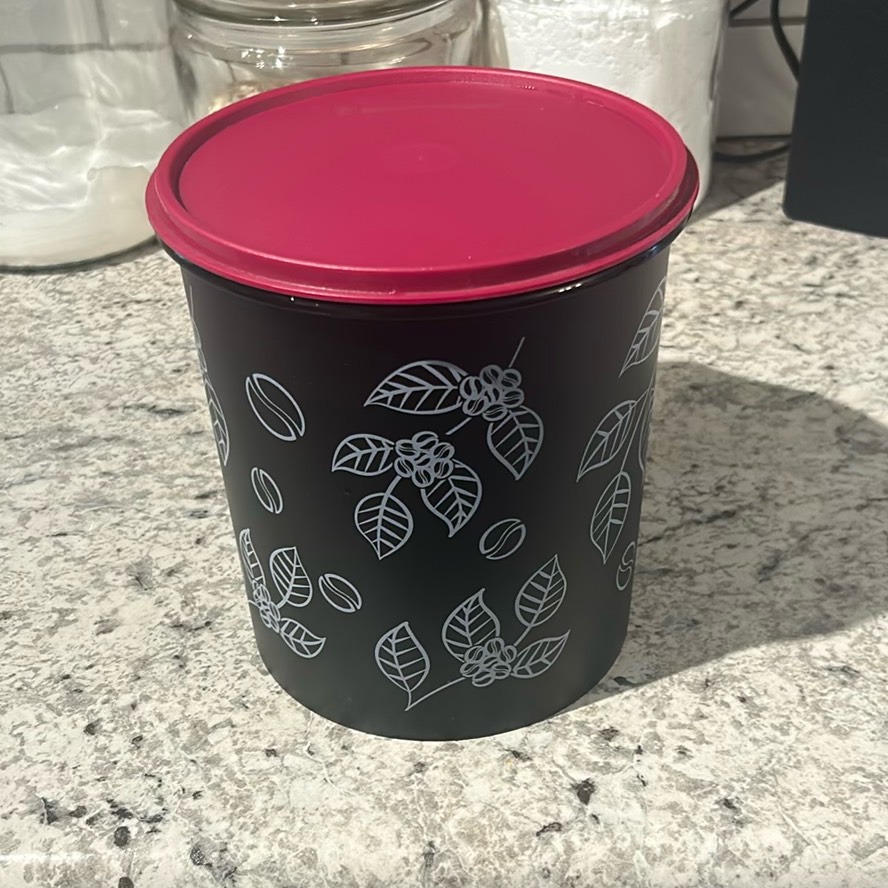 #01 - Tupperware Coffee Canister