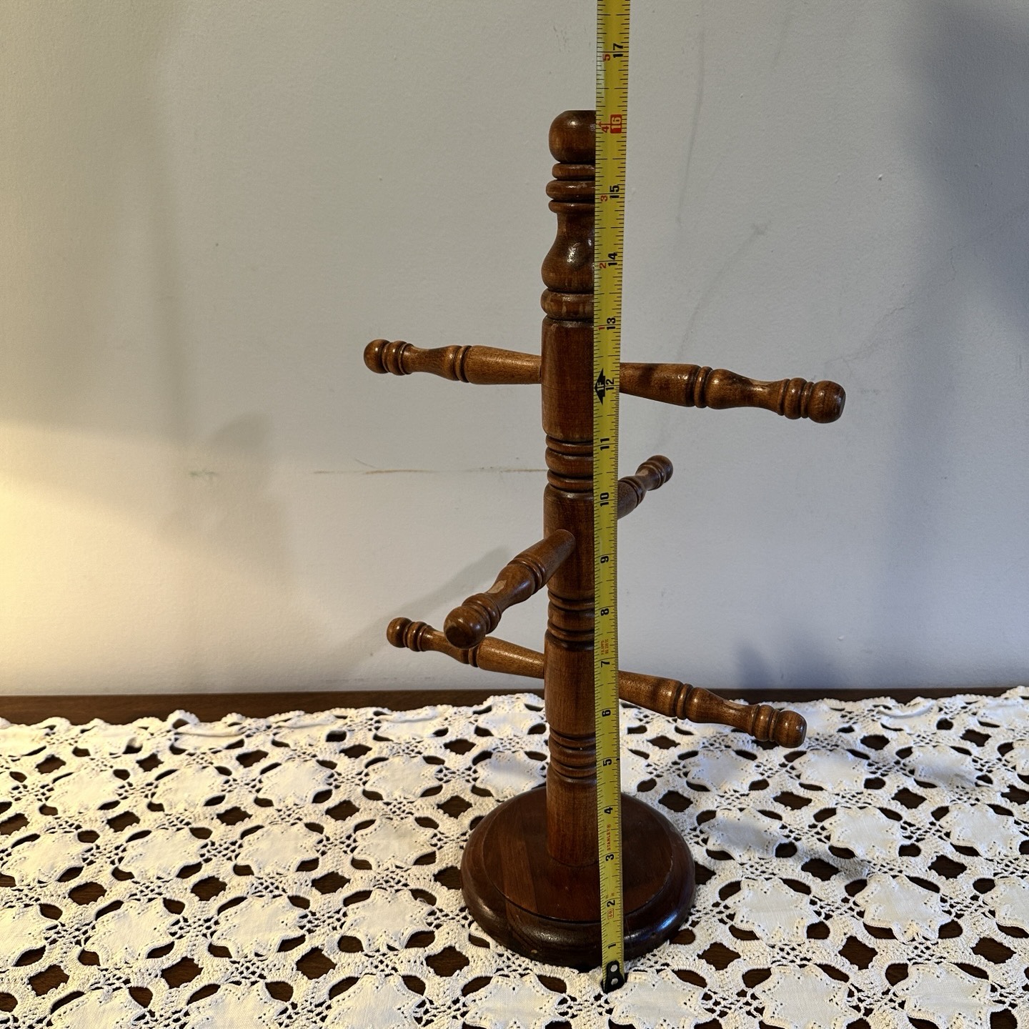 Vintage Mid Century Modern Farmhouse Wooden Mug Tree Stand - Holds 6 Mugs