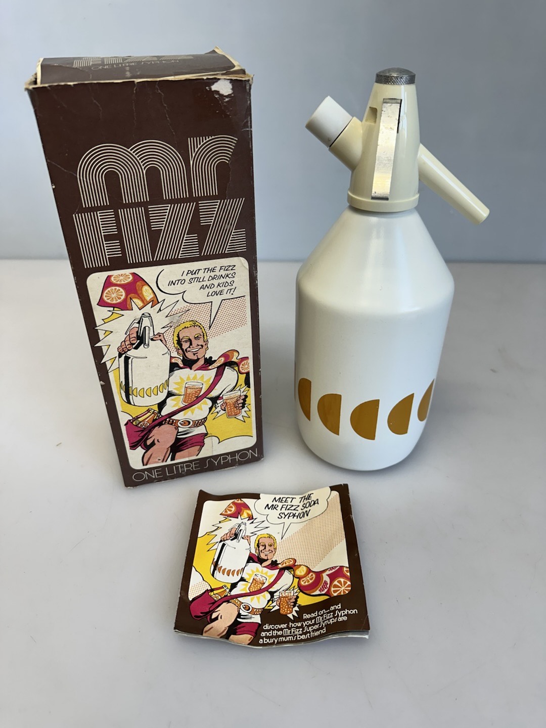 Vintage Mr Fizz One Liter Soda Syphon Seltzer Bottle 1L BOC Made In England