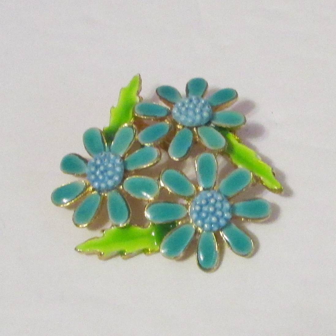 vintage enamel blue daisy flower brooch floral pin