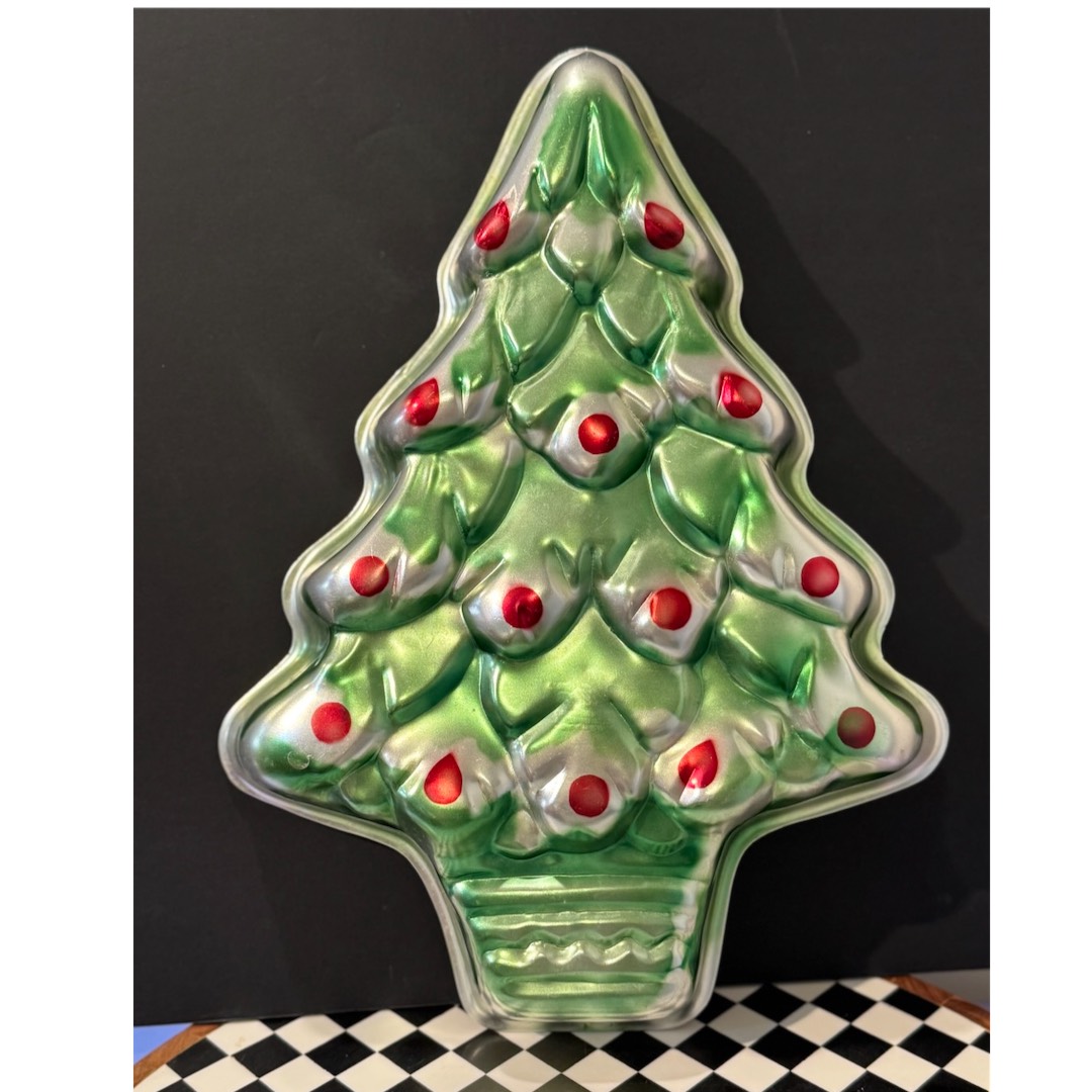 Wilton 1972 Christmas Tree Cake Pan