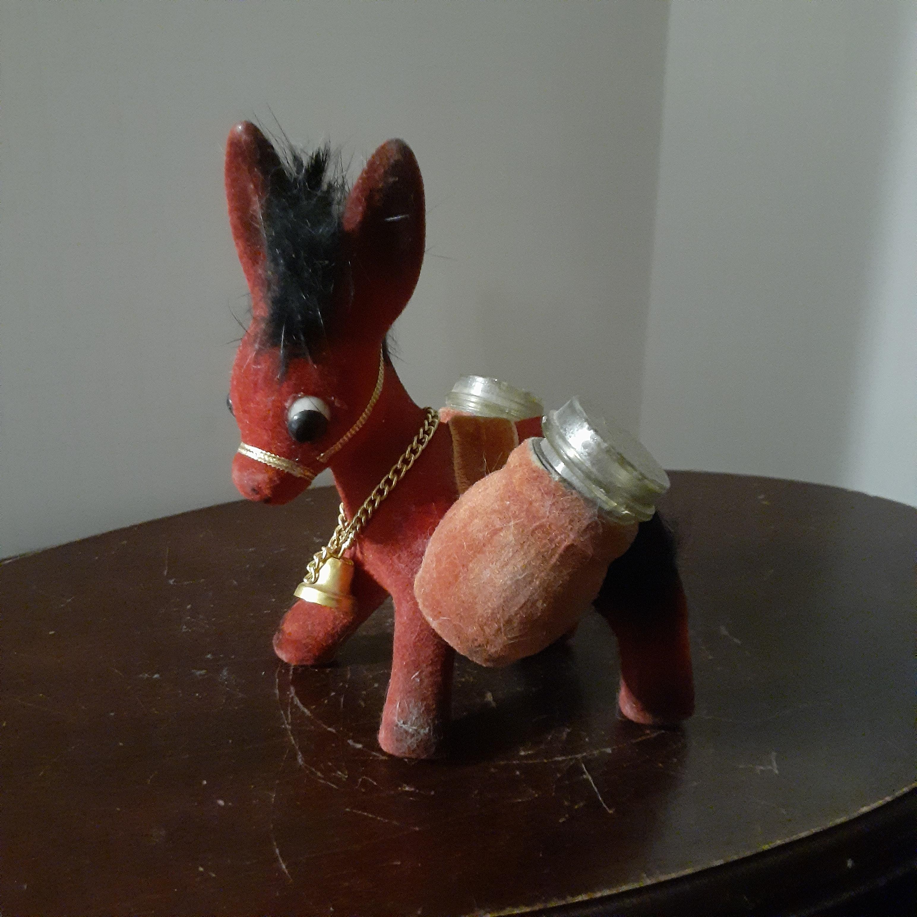 Flocked Donkey Shaker Set