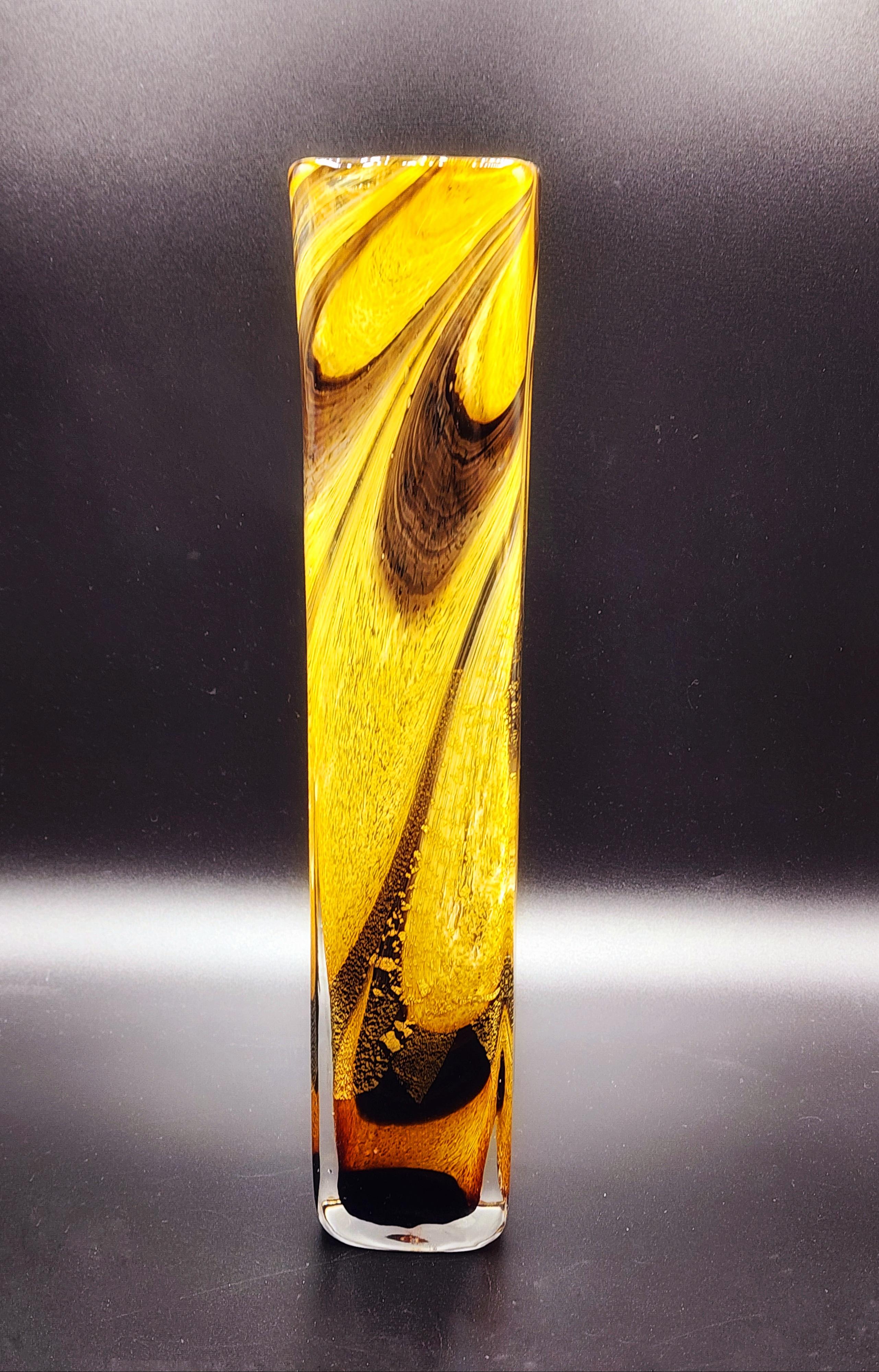 018 Valletta Glass Malta Handblown Art Glass Gold Foil Vase 13"